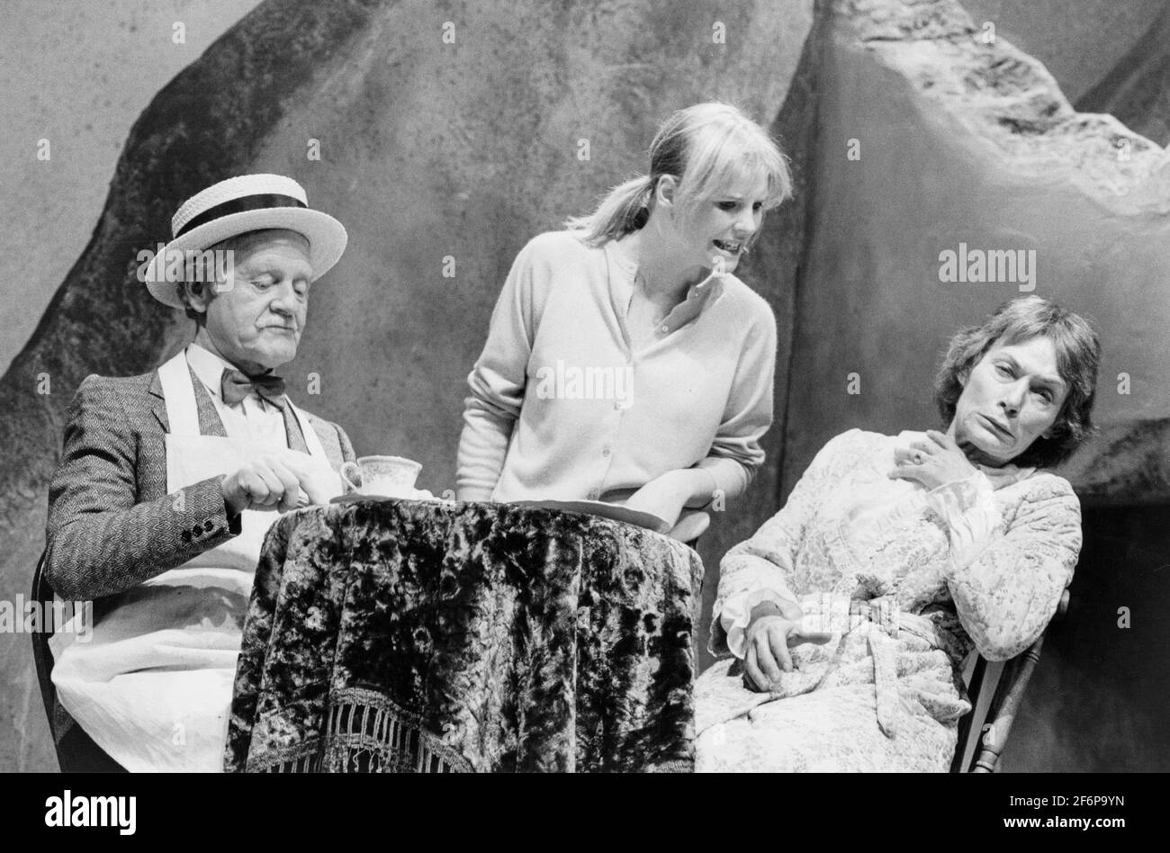 l-r: Denys Graham (Butcher Benyon), Catrin Menna, Cynthia Greville in ...