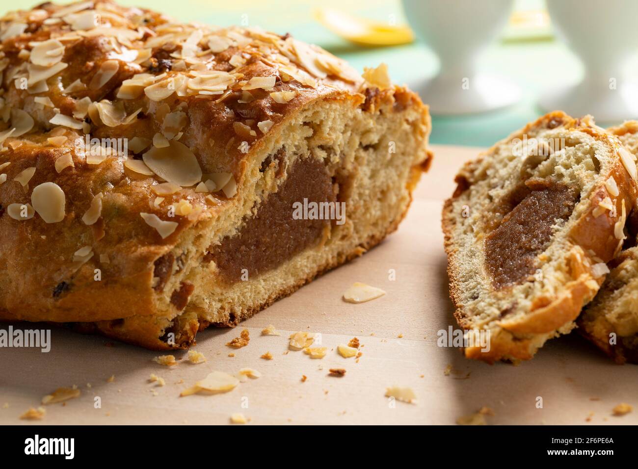 Almond paste hi-res stock photography and images - Alamy