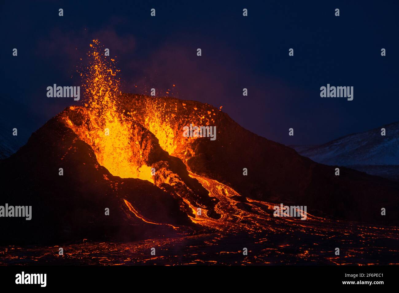 The eruption site of Geldingadalir volcano in Fagradalsfjall mountain ...