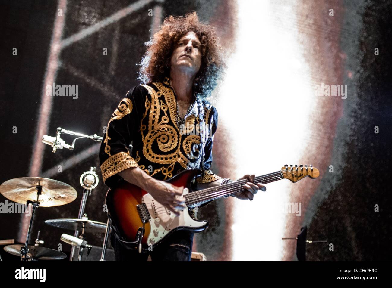 ITALY, LUCCA 2015: Craig David Ross, touring guitarist for Lenny ...