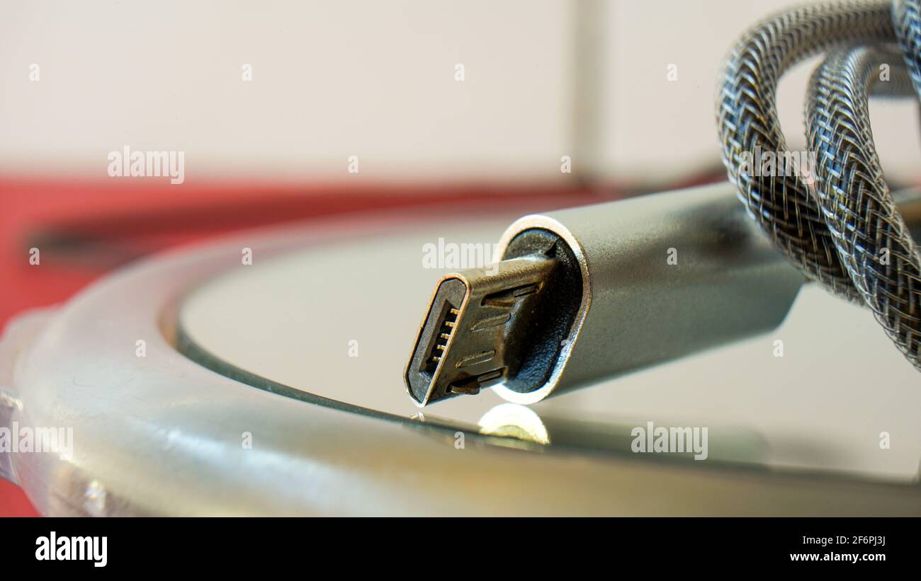 Modern communication cable hi-res stock photography and images - Alamy