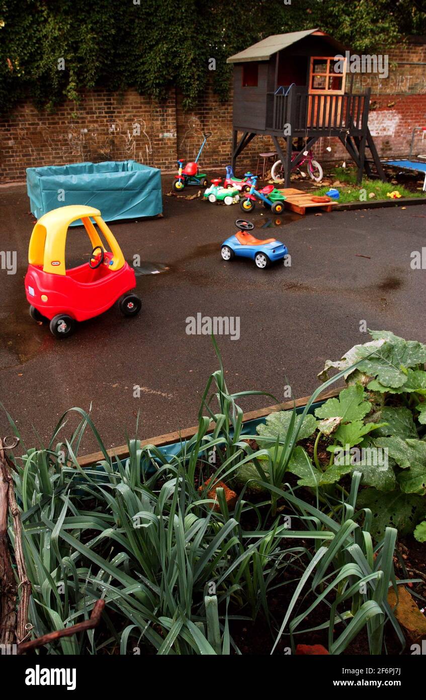 Hackney school hi-res stock photography and images - Alamy