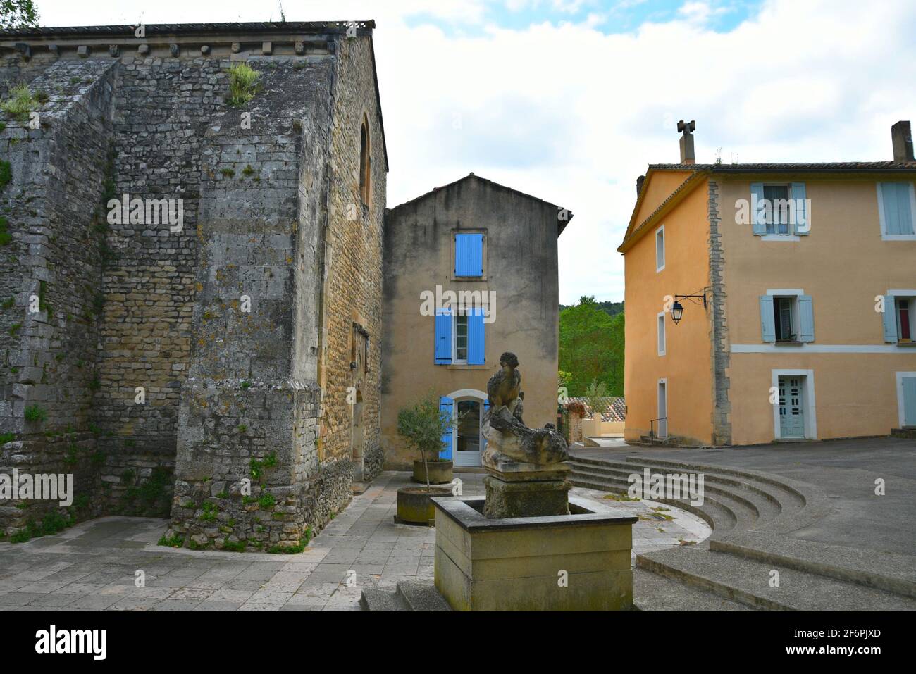 Rural landscape with Provençal style architecture in the picturesque ...