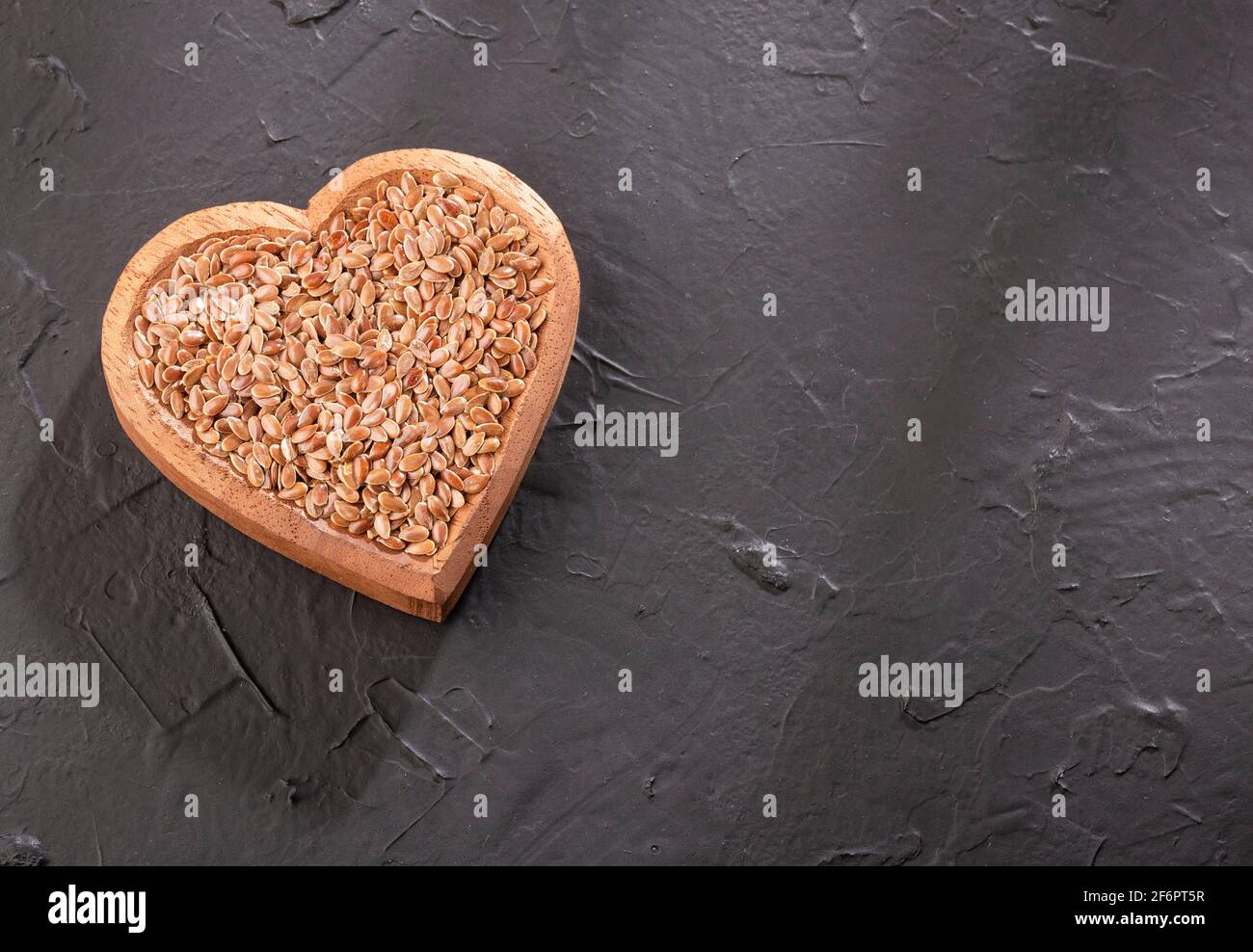 Organic linseed seeds - Linum usitatissimum Stock Photo - Alamy