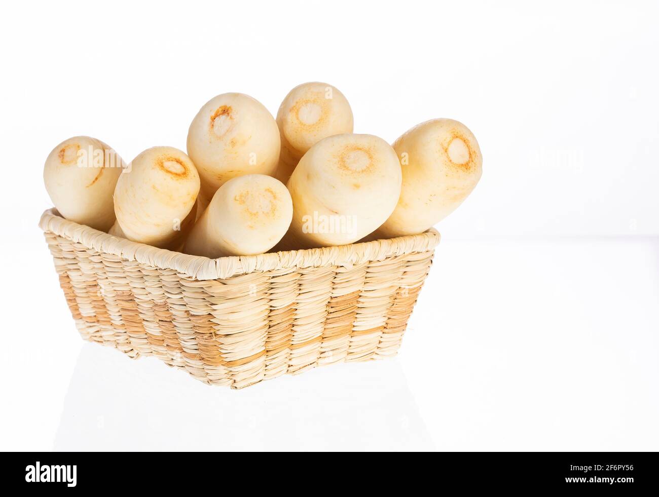 The parsnips, celery creole, racacha, virraca, white carrot - Arracacia ...