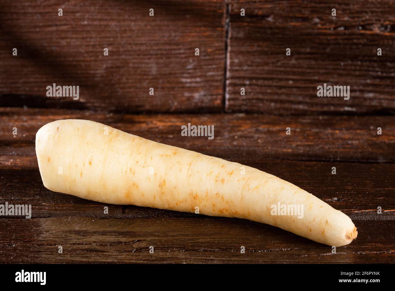 The parsnips, celery creole, racacha, virraca, white carrot - Arracacia ...