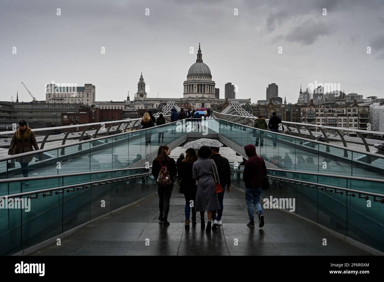The post building london museum street hi-res stock photography and ...