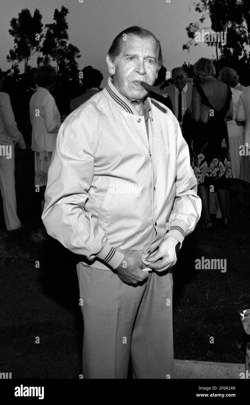 Milton Berle Circa 1980's Credit: Ralph Dominguez/MediaPunch Stock ...