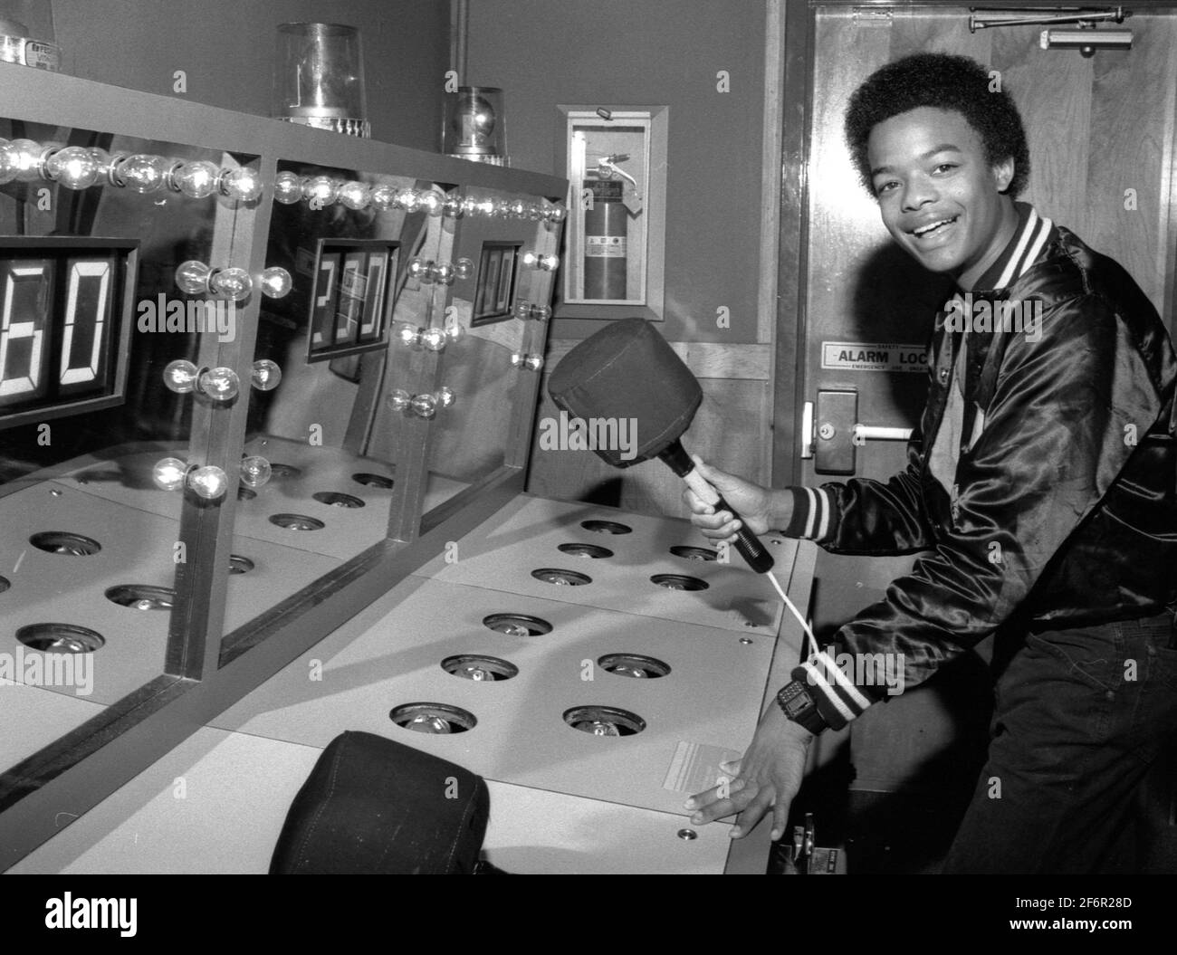 Todd bridges 1980s hi-res stock photography and images - Alamy