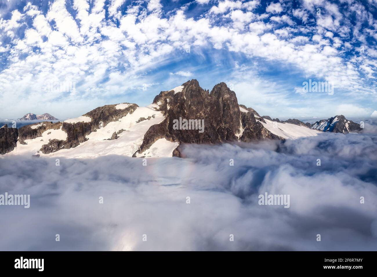 Tantalus range hi-res stock photography and images - Alamy