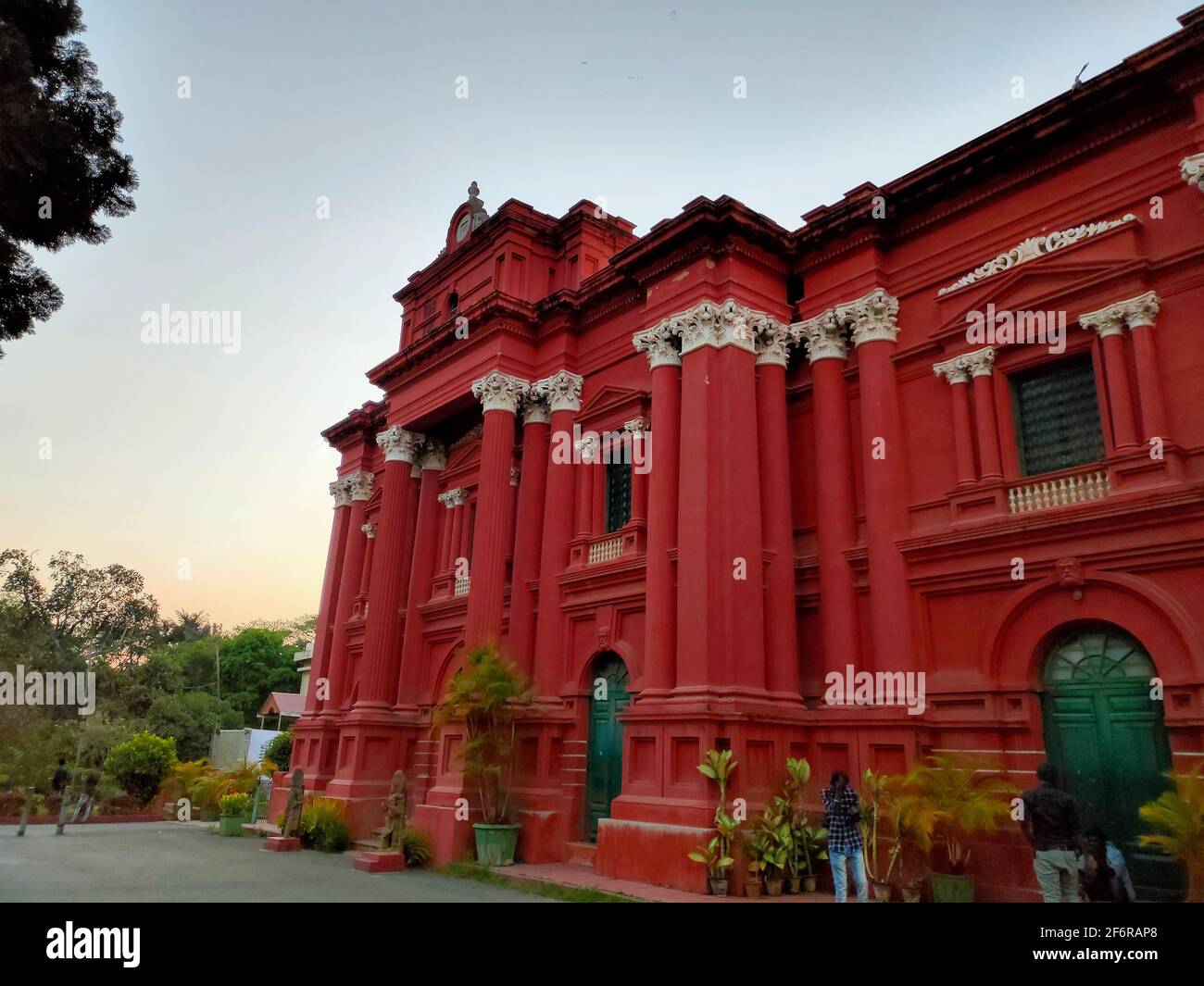 Bangalore, karnataka cubbon park hi-res stock photography and images ...