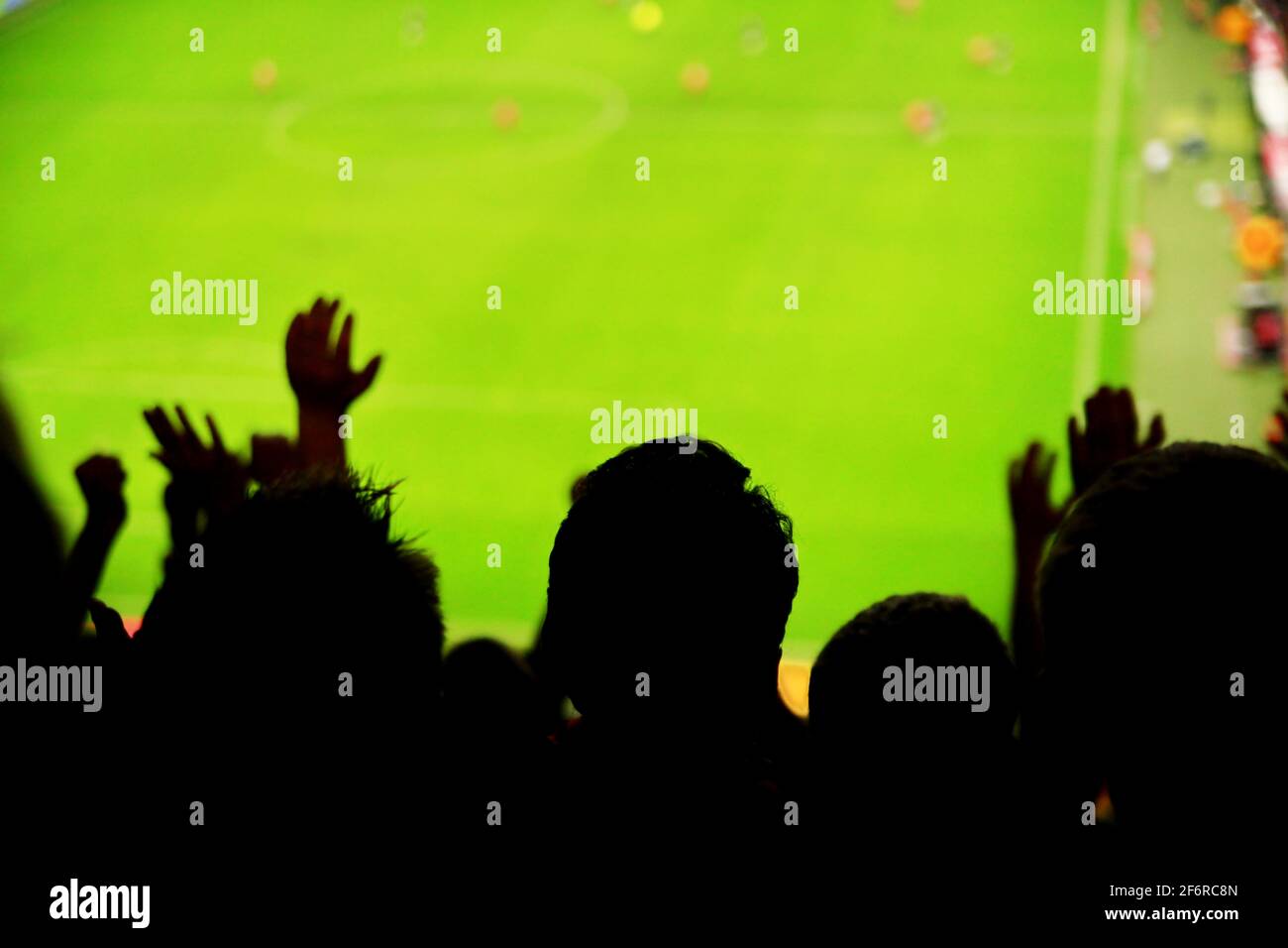 Spectators fans football Stock Photo - Alamy