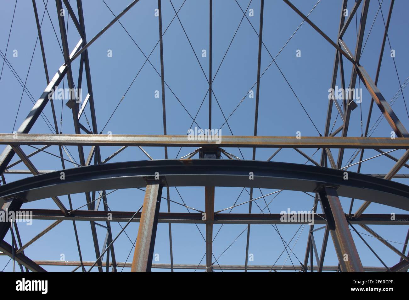 Construction Steelwork Steel framework structure Stock Photo - Alamy
