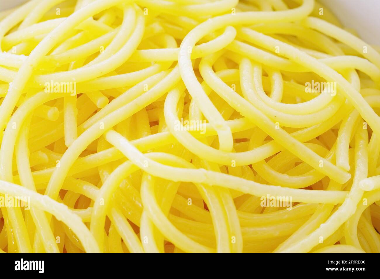 Over cooked spaghetti hi-res stock photography and images - Alamy