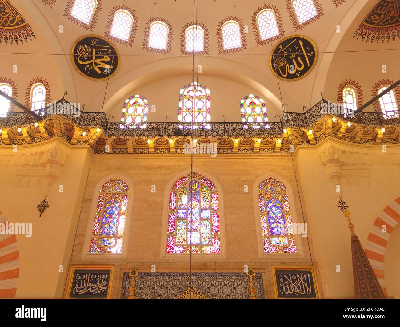 Inside of Istanbul Suleymaniye Mosque Stock Photo - Alamy