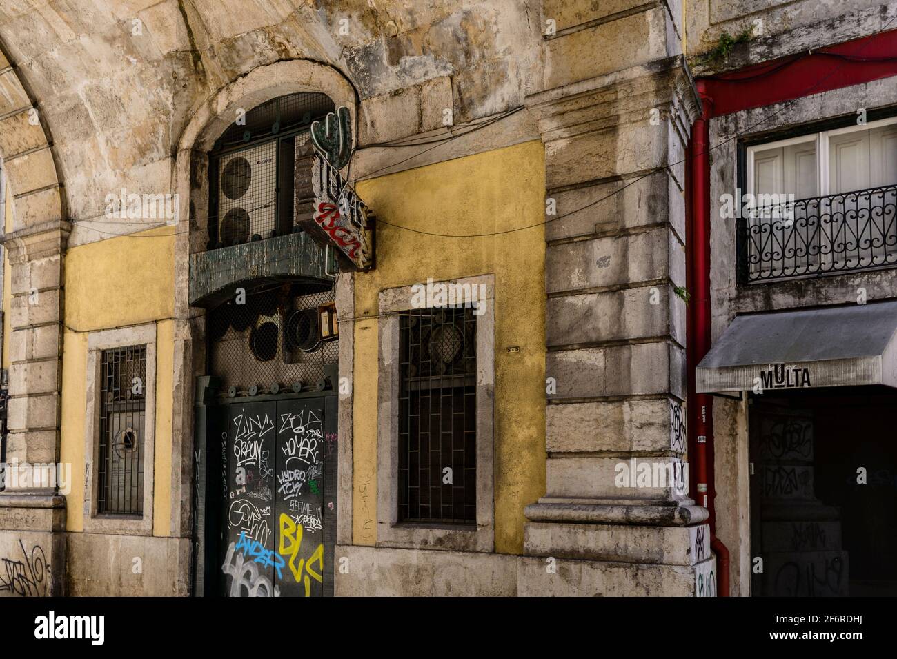 Texas bar sign, Lisbon Stock Photo - Alamy