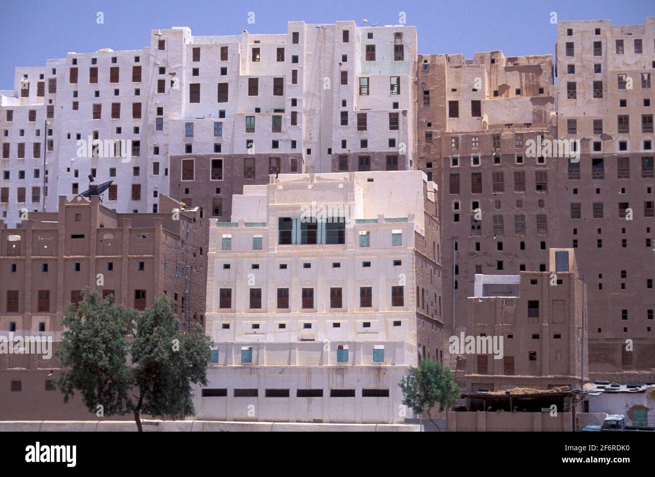 Hadramawt governorate hi-res stock photography and images - Alamy