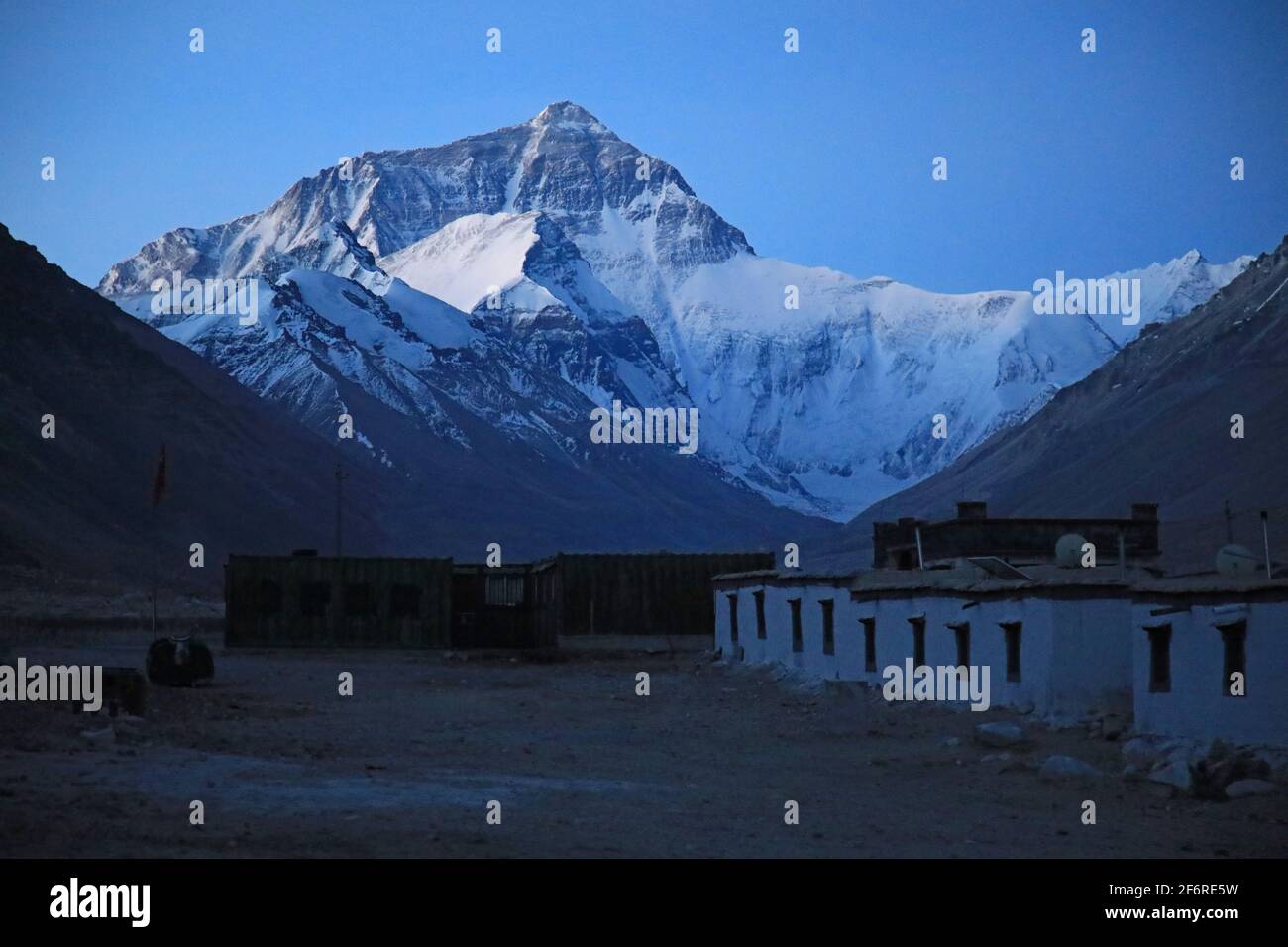 Everest monastery hi-res stock photography and images - Alamy