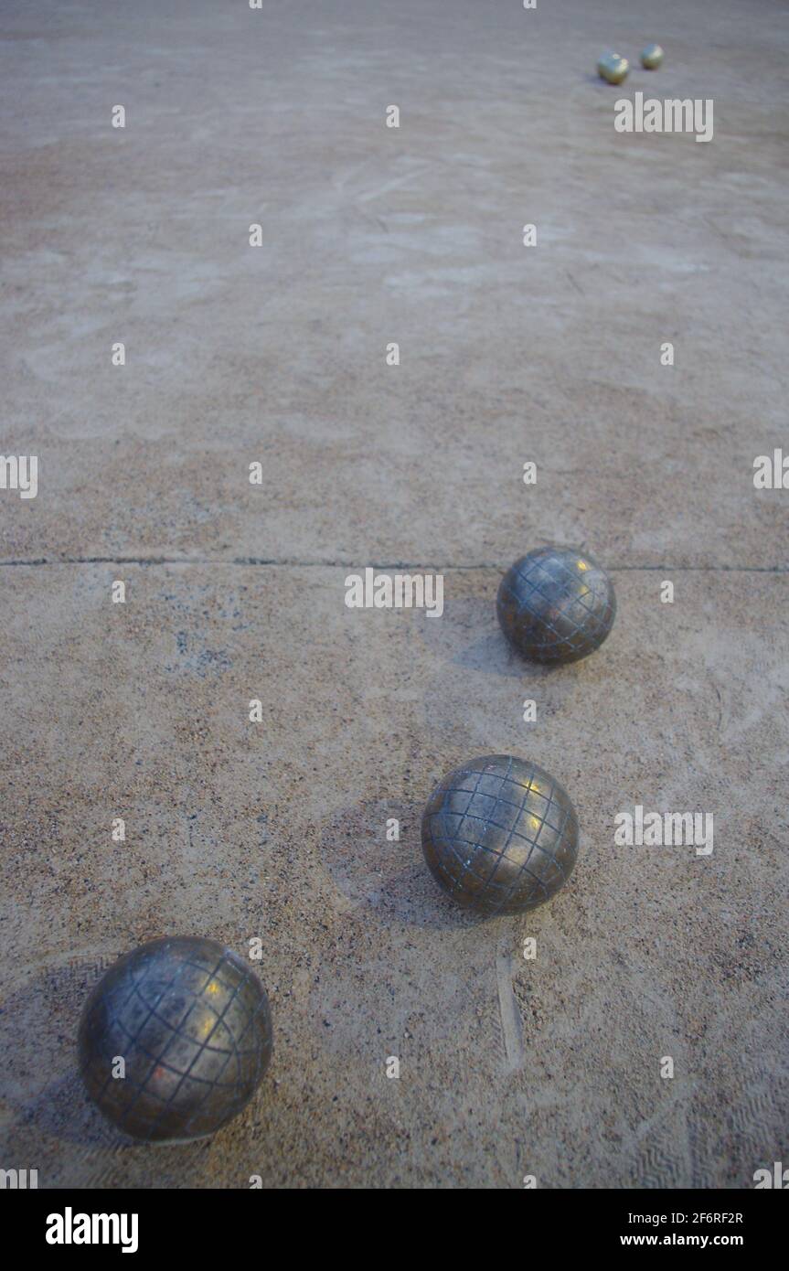 Bocce ball beach hi-res stock photography and images - Alamy