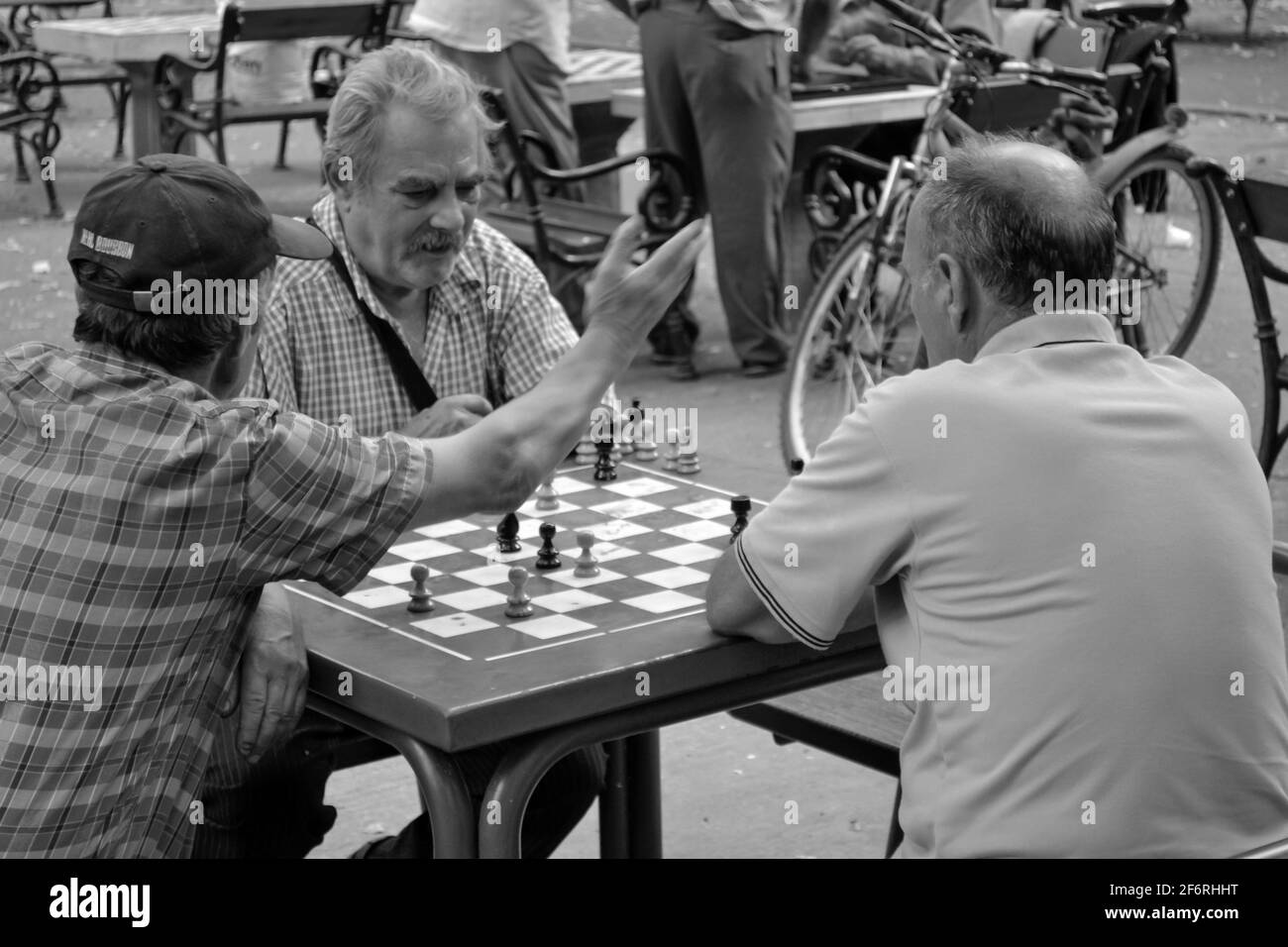 Real life chess hi-res stock photography and images - Alamy