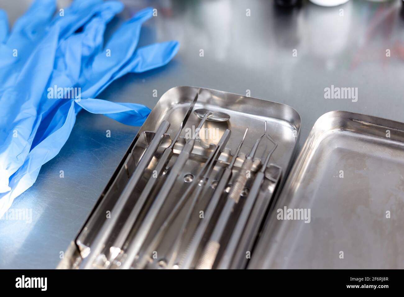 Clean dental instruments hi-res stock photography and images - Alamy