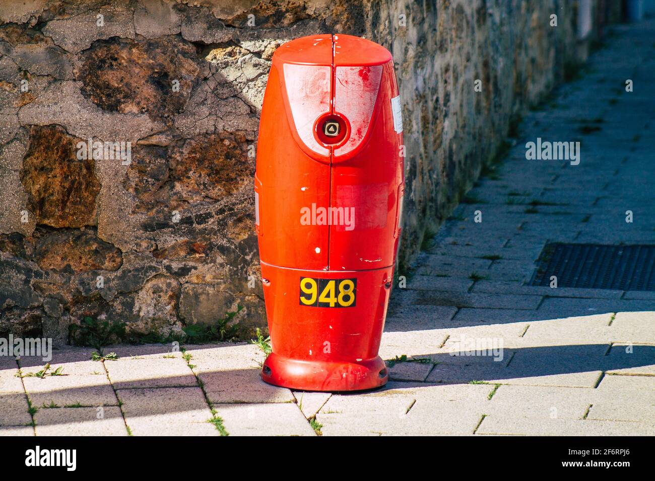 European fire hydrant france hi-res stock photography and images - Alamy