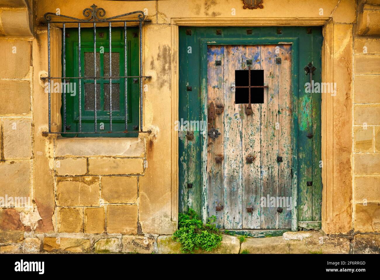 Old spanish architecture hi-res stock photography and images - Alamy