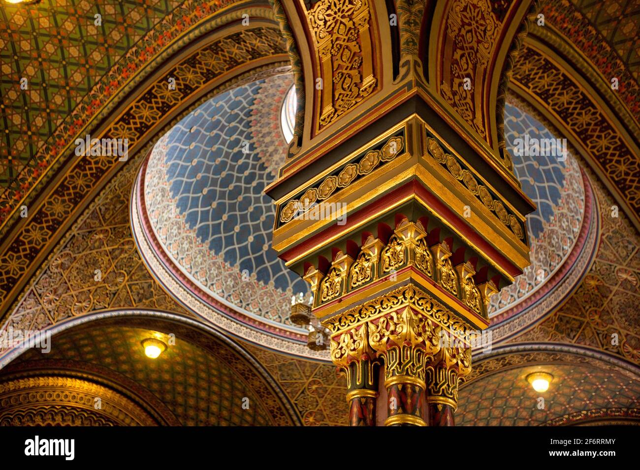 Spanish Synagogue Josefov Prague High Resolution Stock Photography and ...