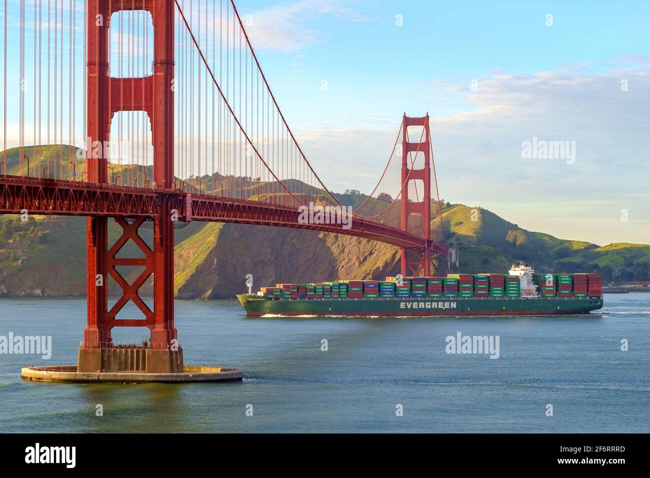 Container ship Ever Champion passes the Golden Gate Bridge in San ...