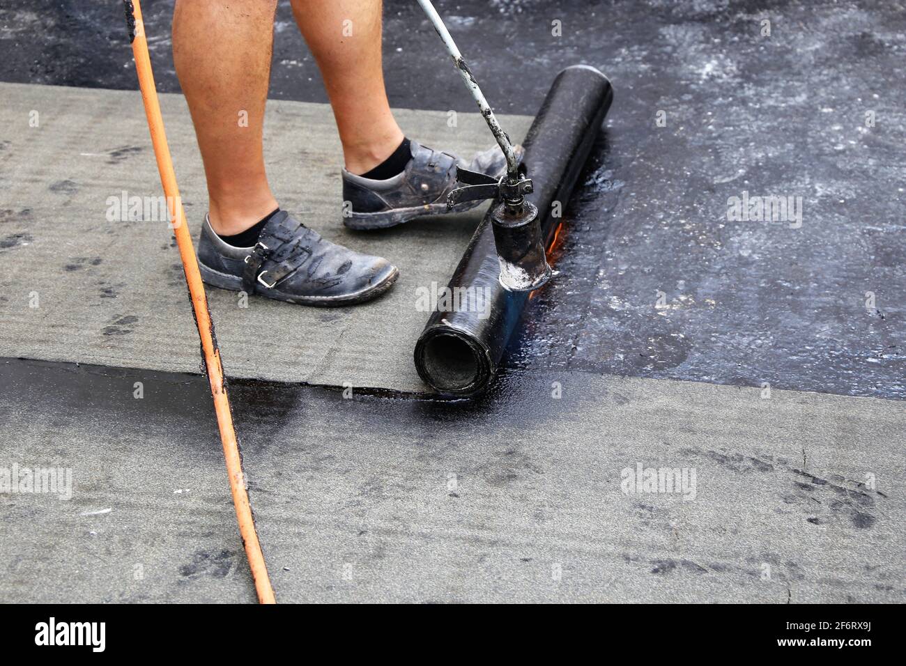 Waterproofing membrane hi-res stock photography and images - Alamy