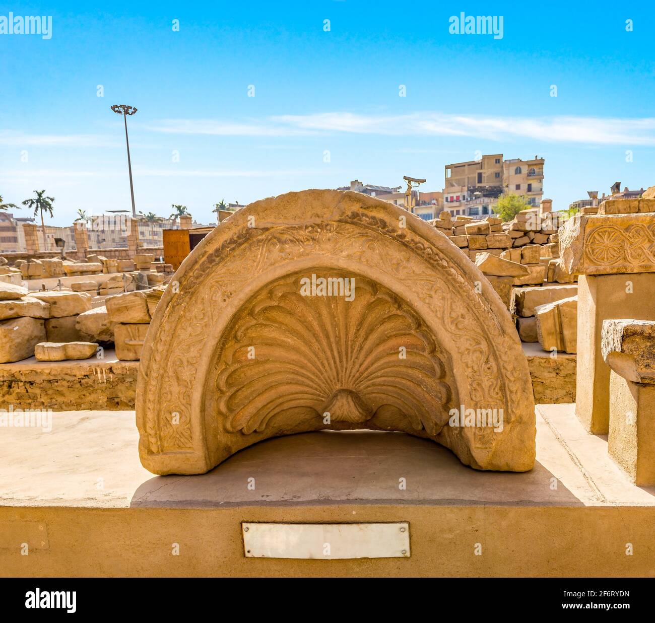 Open air temple hi-res stock photography and images - Alamy