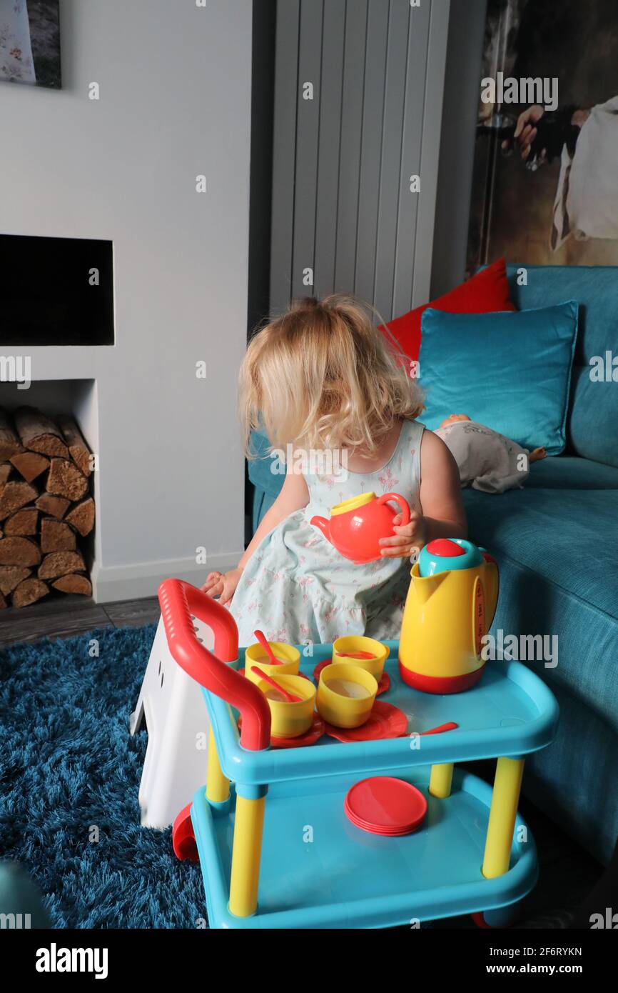 Childs play house hi-res stock photography and images - Alamy