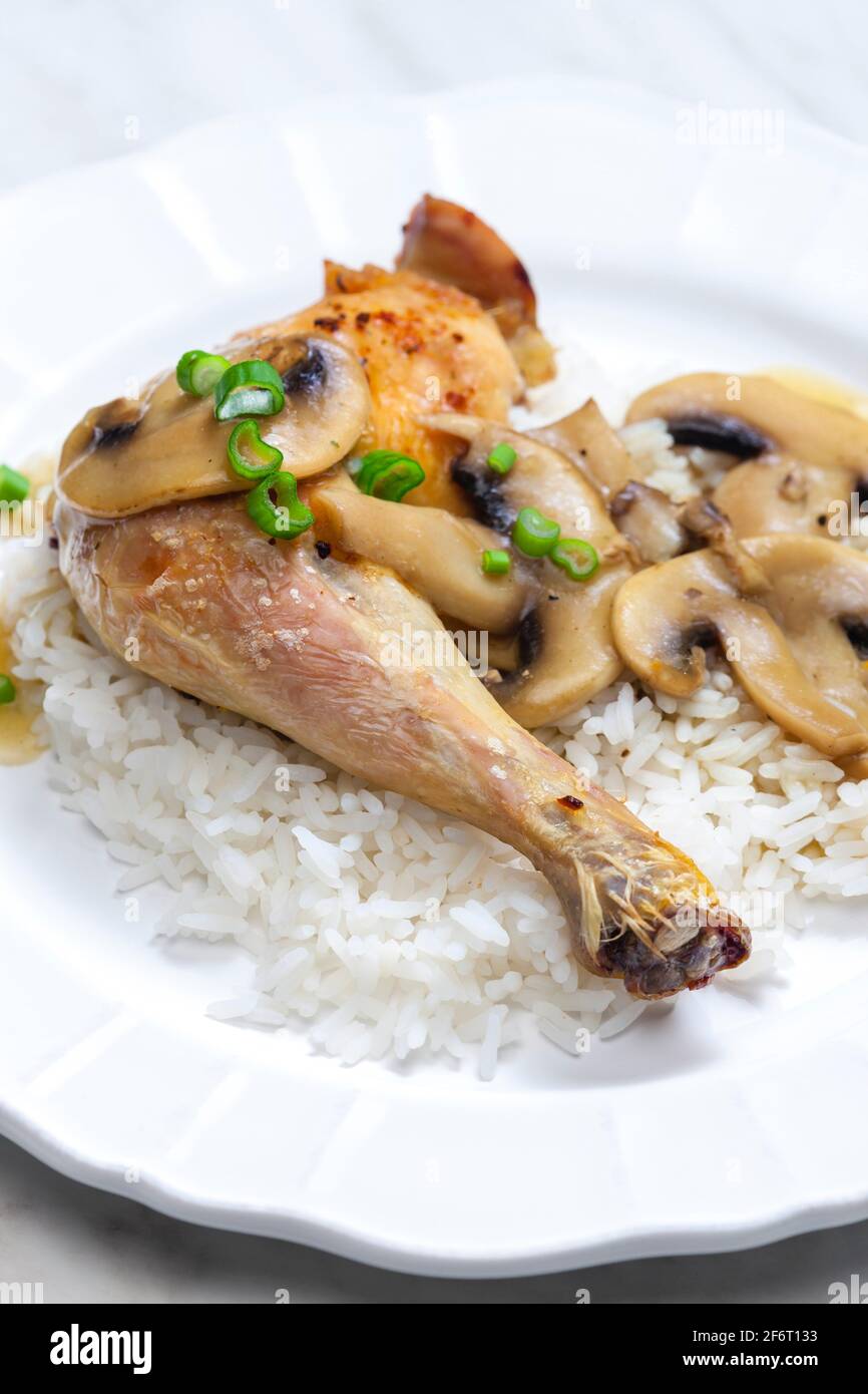 Mushroom chicken rice hi-res stock photography and images - Alamy