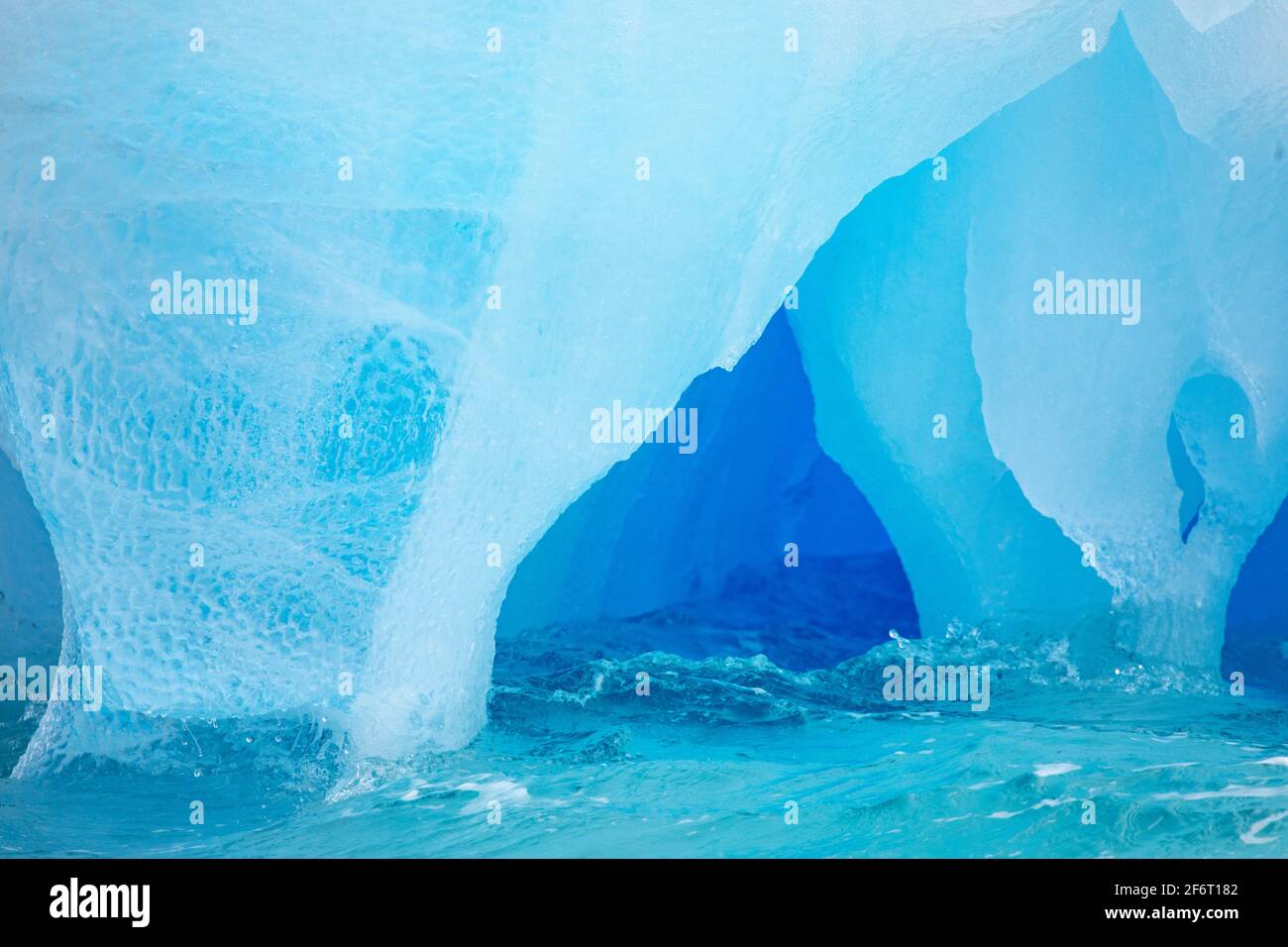 Transparent ice structure close up hi-res stock photography and images ...