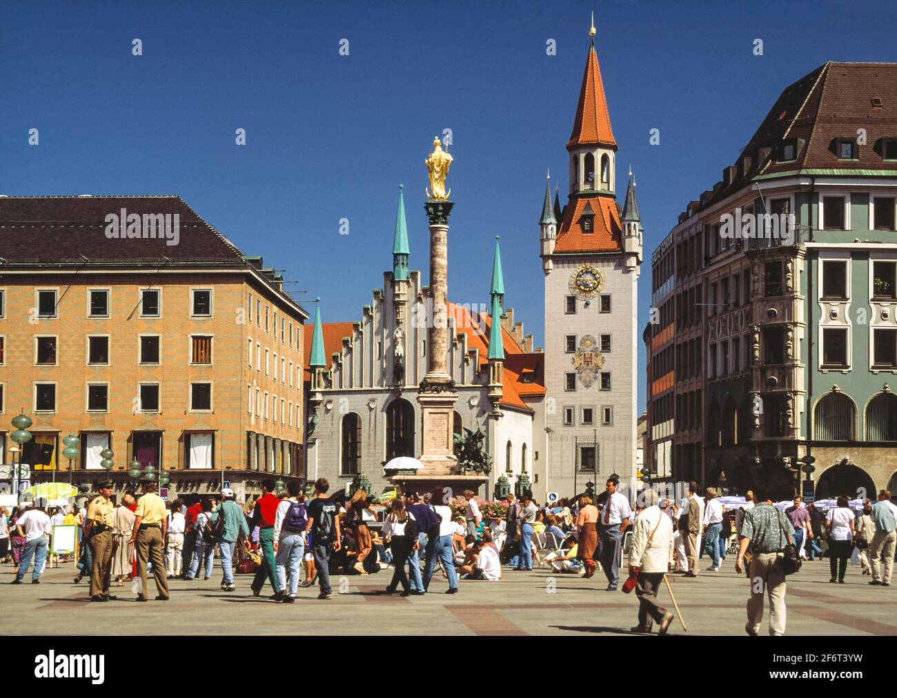 Marienplatz germany hi-res stock photography and images - Alamy