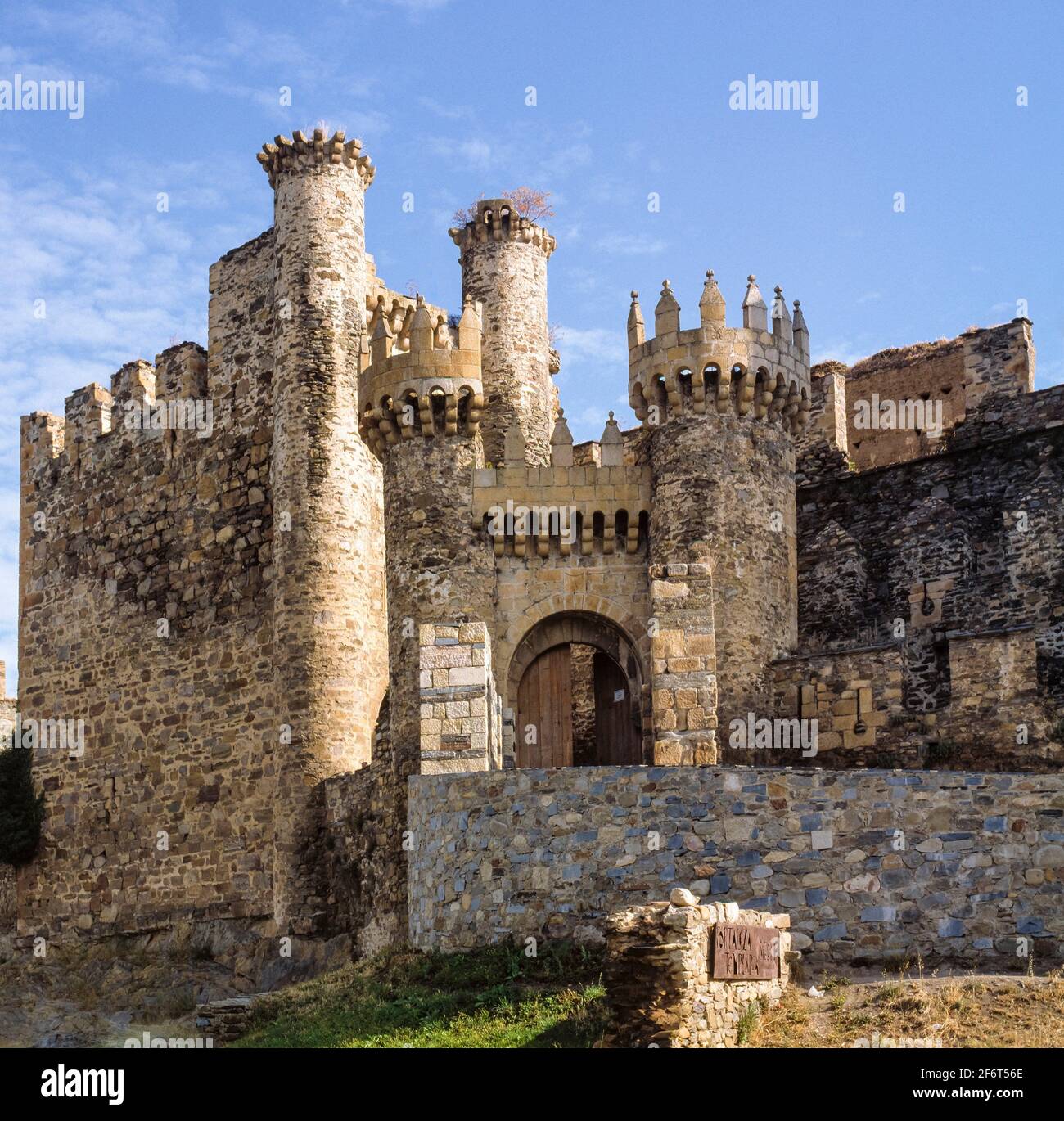 Templar castle hi-res stock photography and images - Alamy