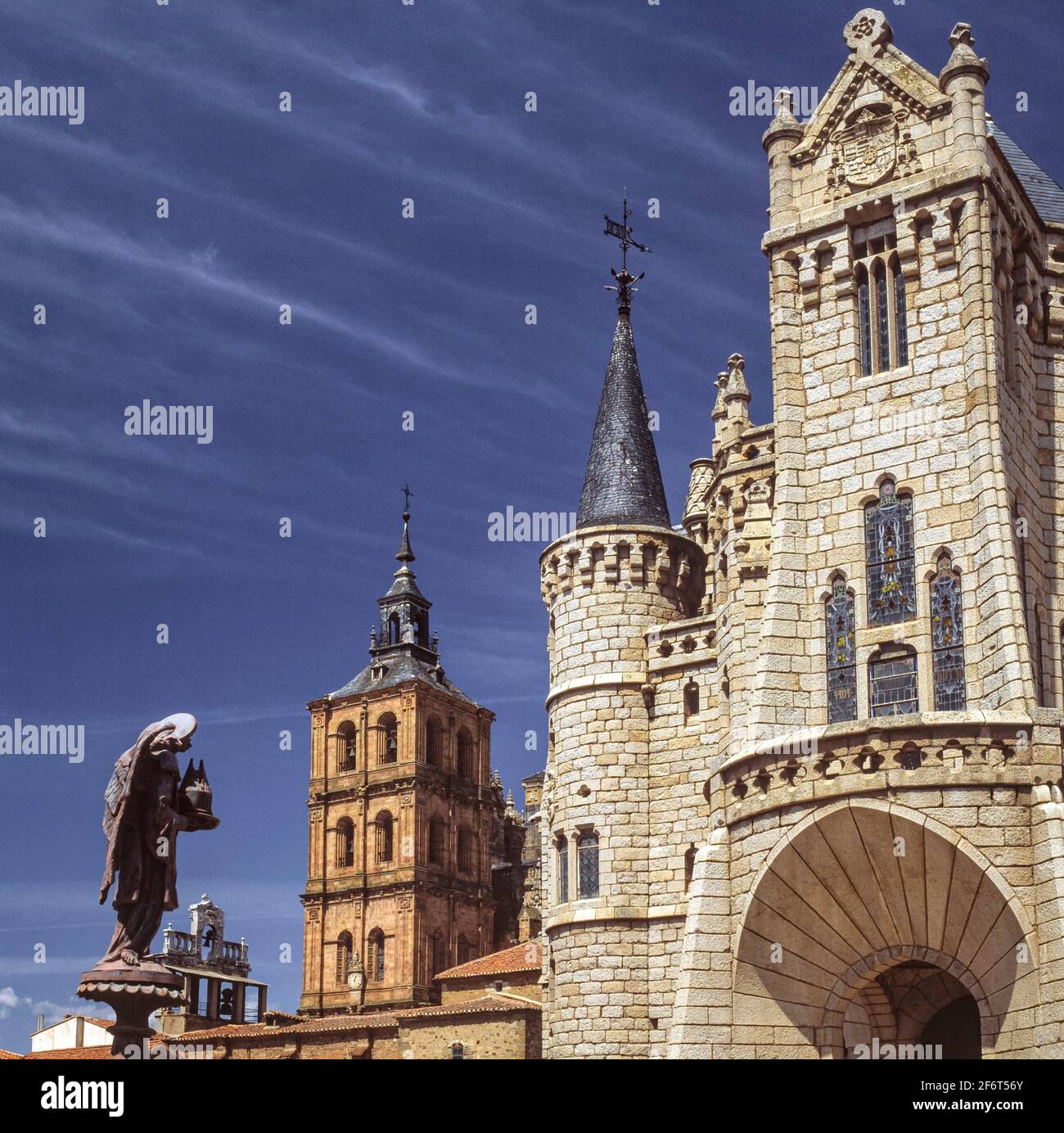 Episcopal palace of gaudi hi-res stock photography and images - Alamy