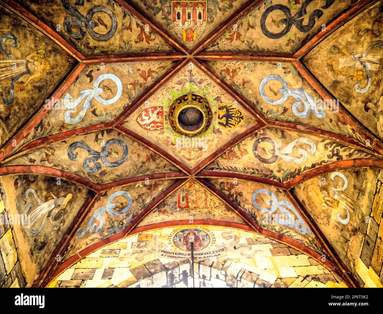 Interior bridge architecture hi-res stock photography and images - Alamy