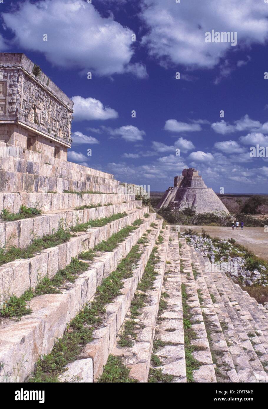 Uxmal yucatan mexico hi-res stock photography and images - Alamy