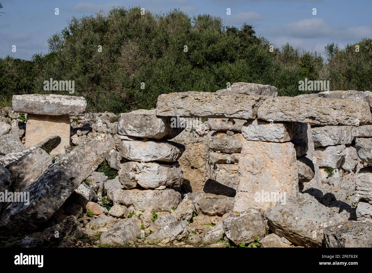 Menorca dry stone wall hi-res stock photography and images - Alamy