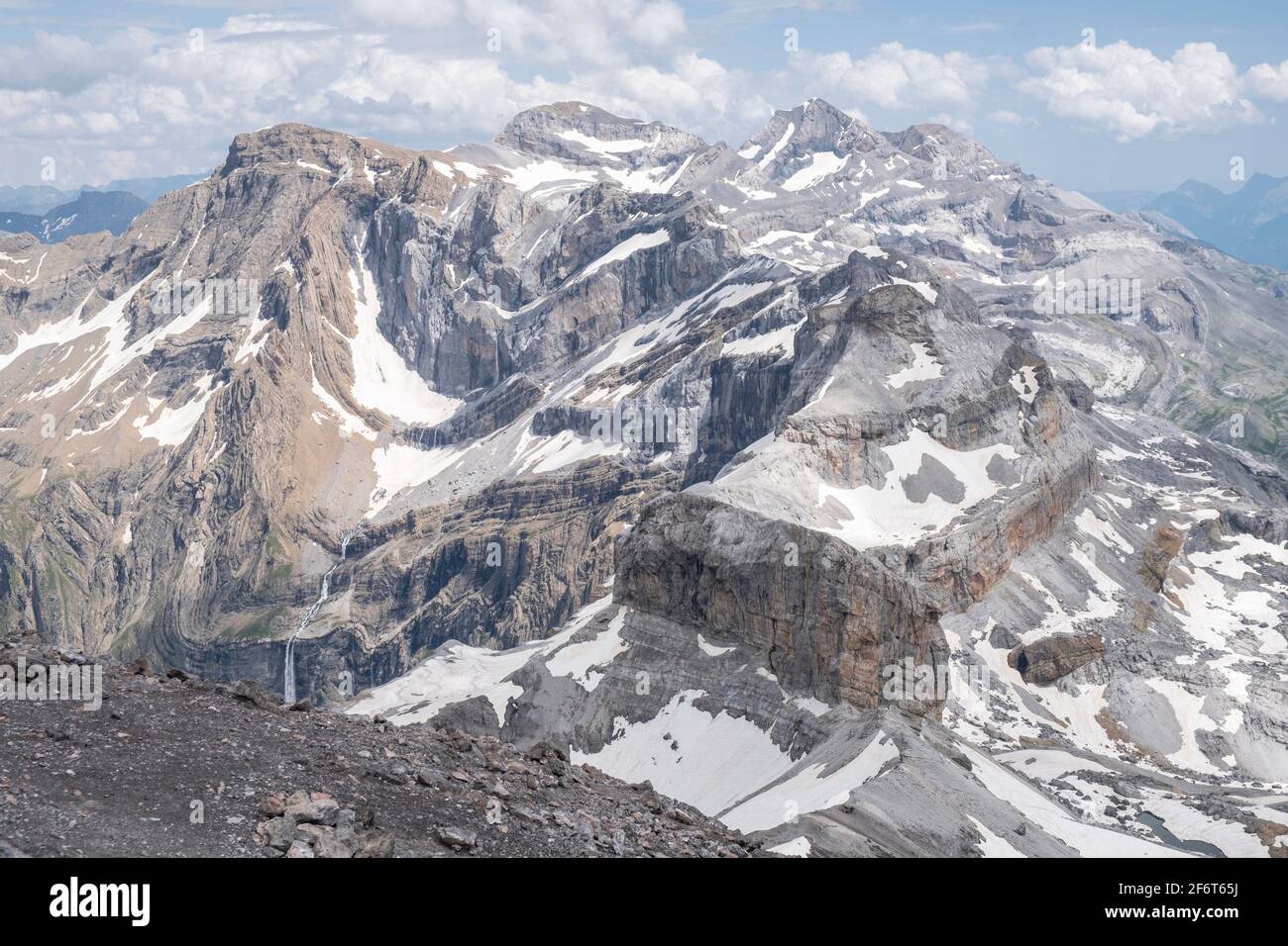 Monte perdido hiker hi-res stock photography and images - Alamy