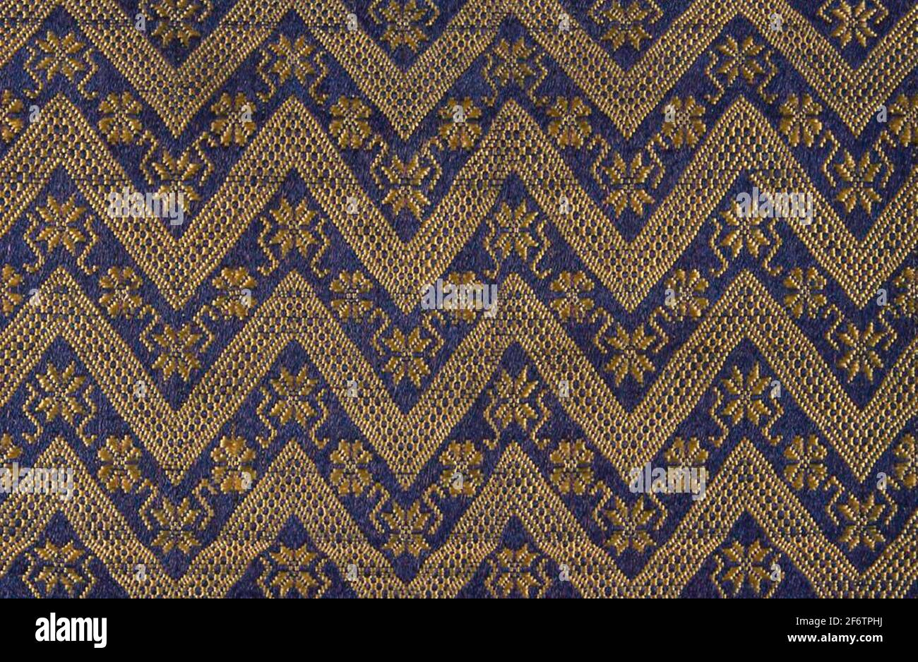 Warp faced satin weave hi-res stock photography and images - Alamy