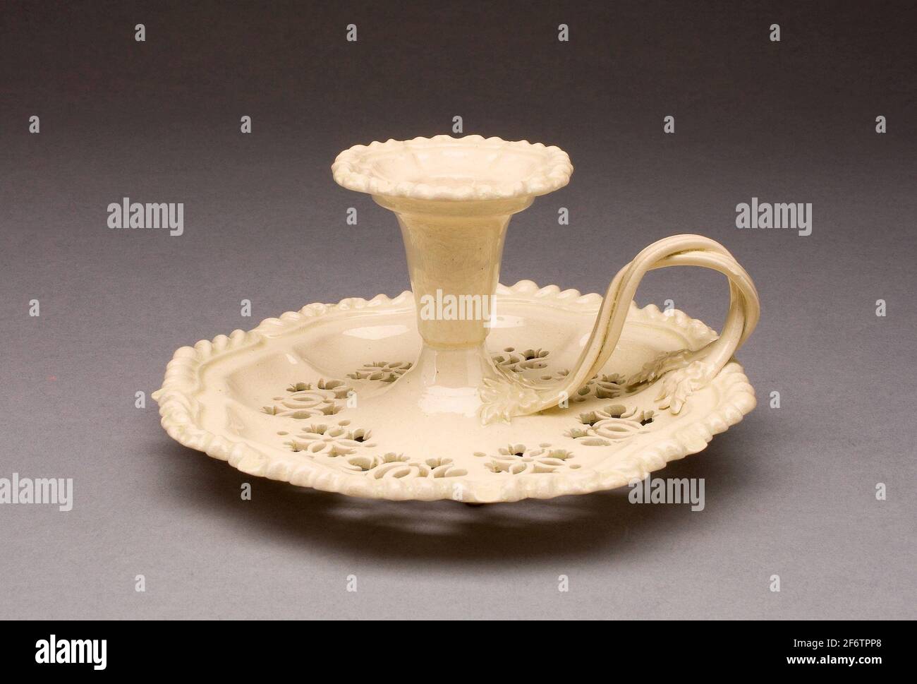 English pottery 1800 hi-res stock photography and images - Alamy