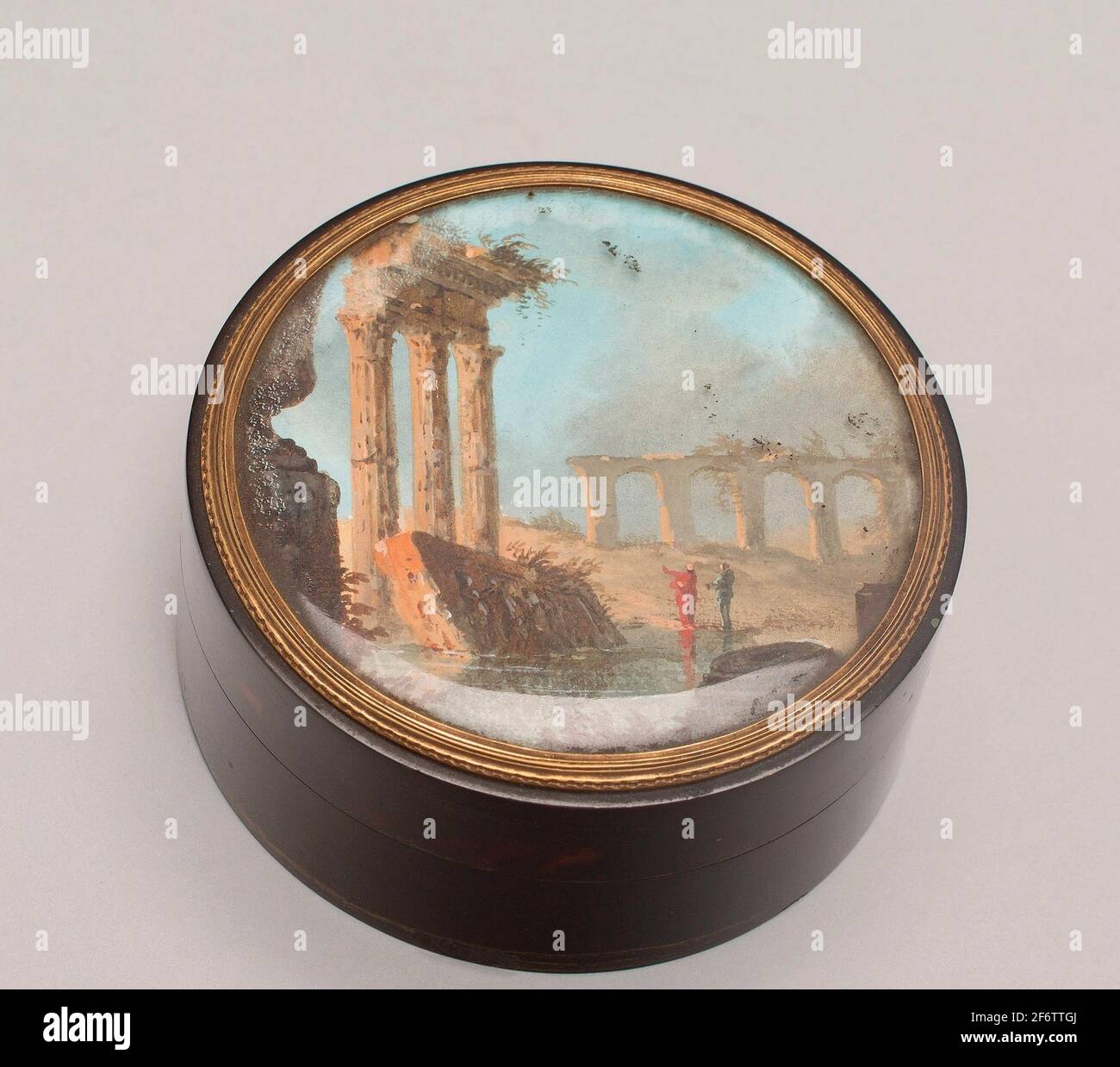 Tortoiseshell material hi-res stock photography and images - Alamy