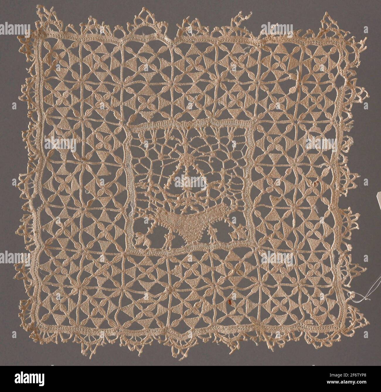 Weave grid hi-res stock photography and images - Alamy