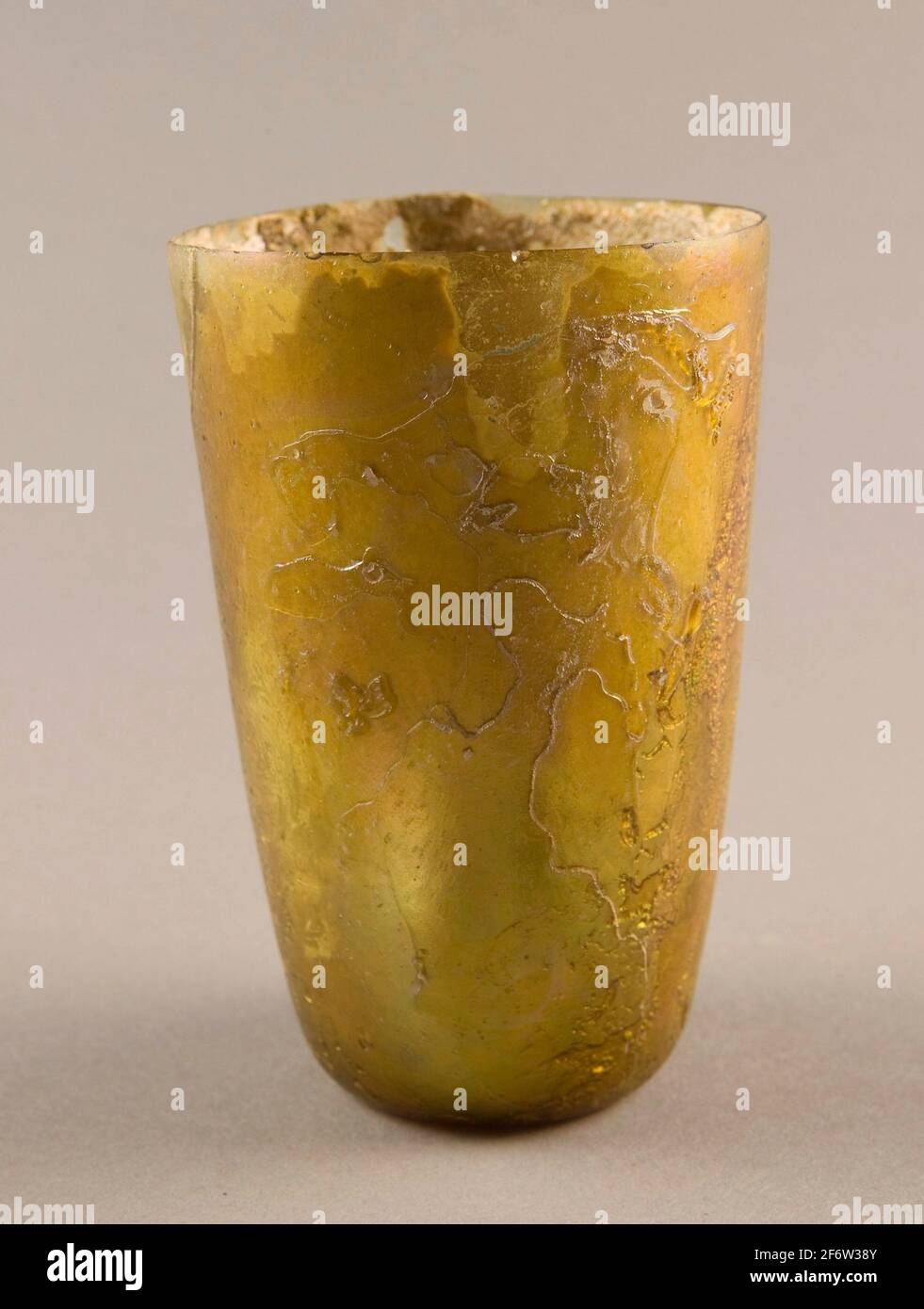 Roman beaker hi-res stock photography and images - Alamy