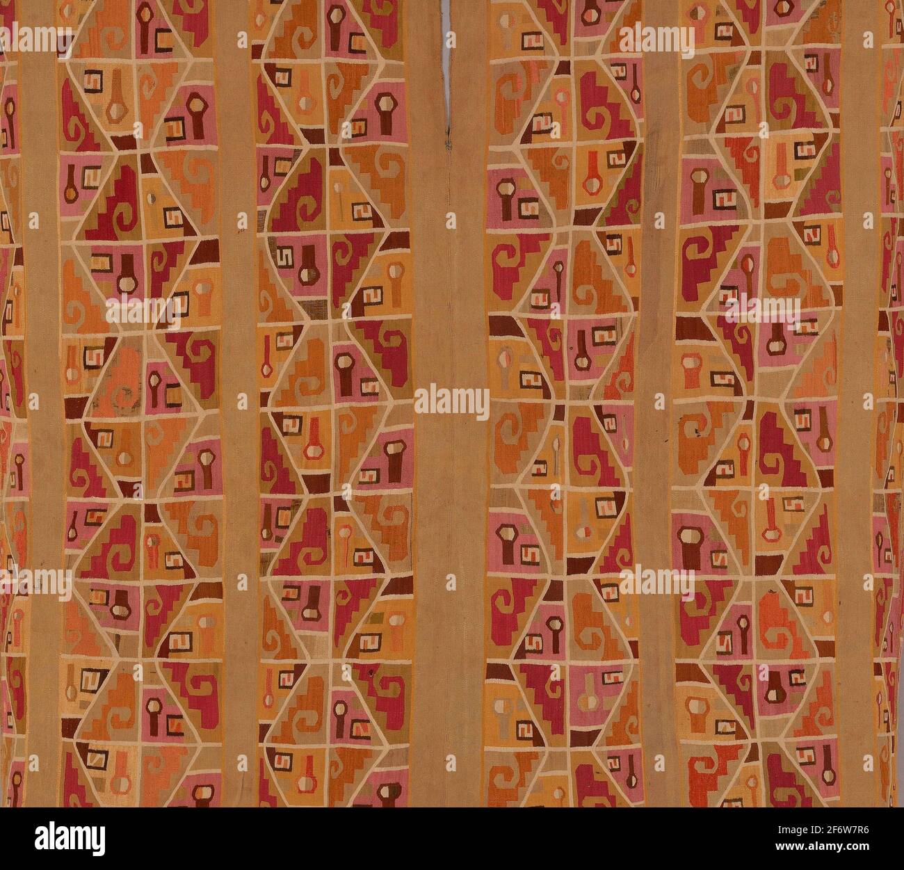 Interlocking stitch hi-res stock photography and images - Alamy