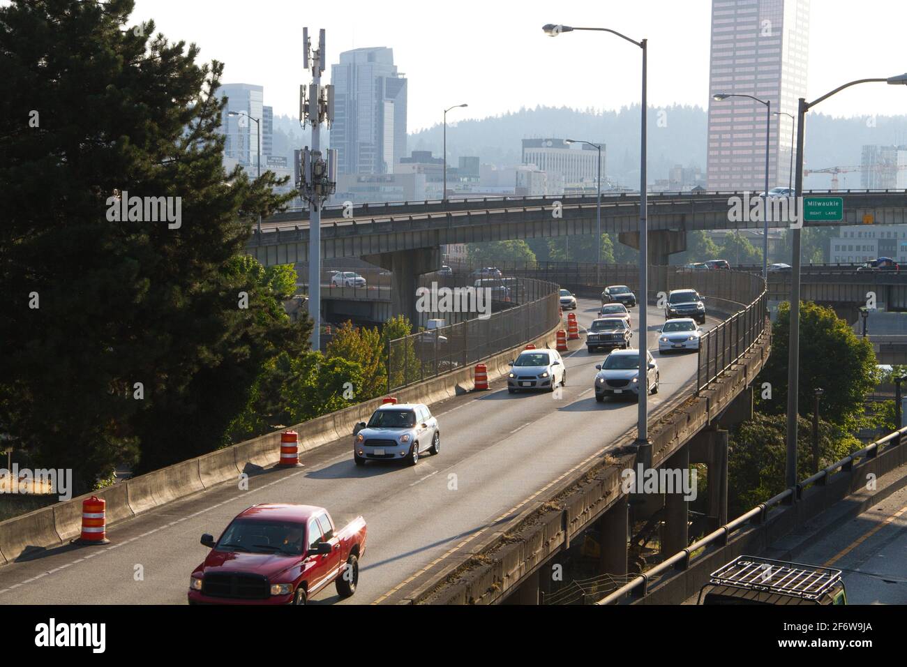 Portland freeway traffic hi-res stock photography and images - Alamy