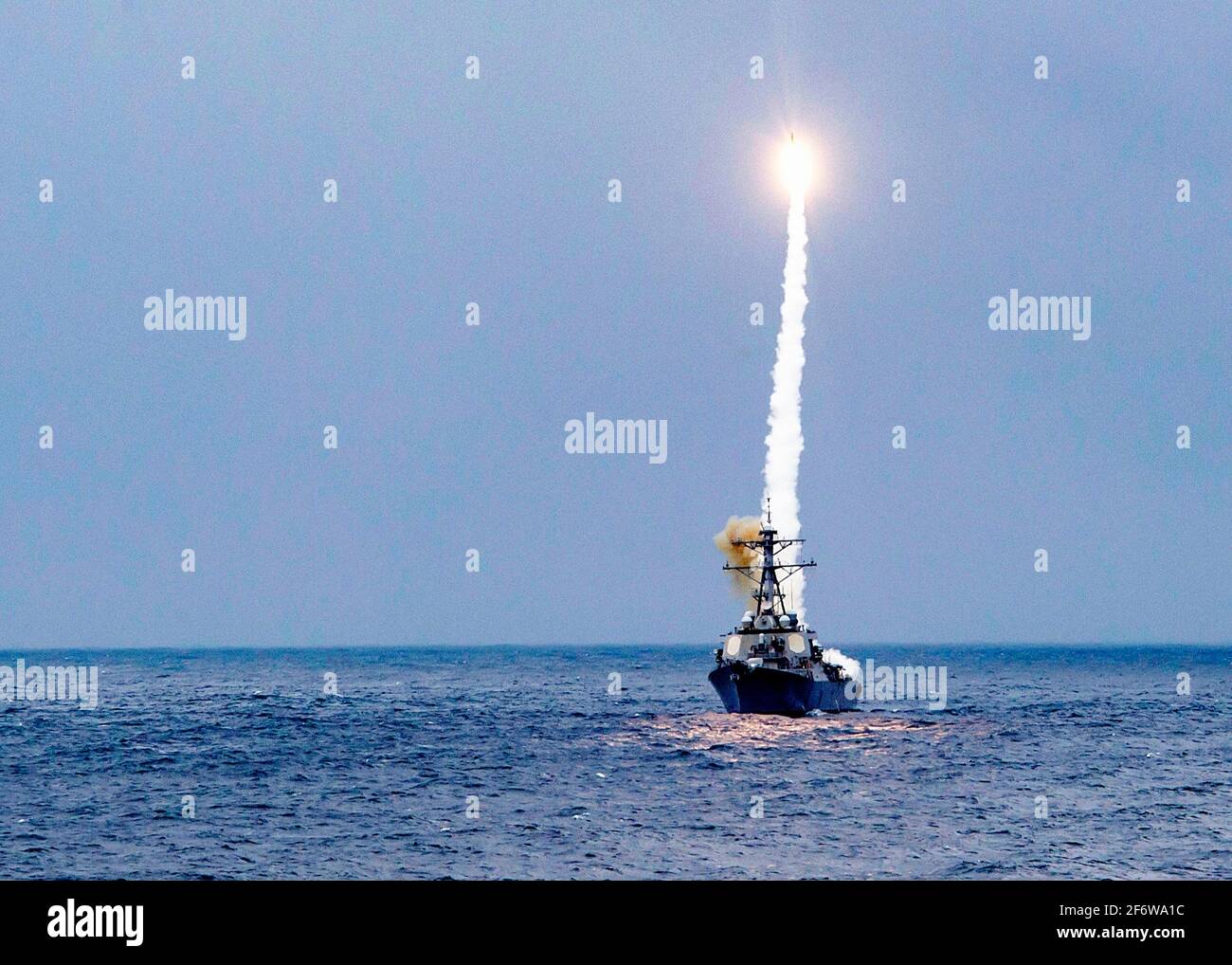 Uss Mcfaul Ddg 74 High Resolution Stock Photography and Images - Alamy