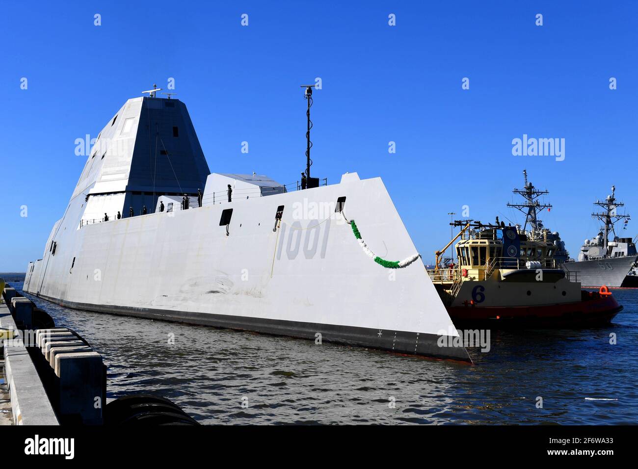 Undergo commissioning hi-res stock photography and images - Alamy